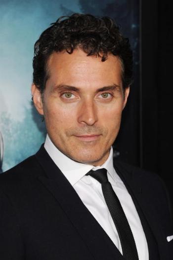 Rufus Sewell: Die Reise eines talentierten Schauspielers durch die ...